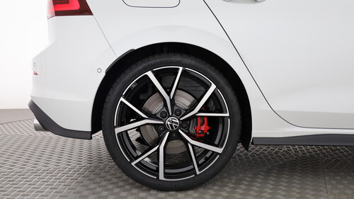 VW Golf 8 GTI im Auto-Abo | Carvolution.ch