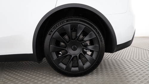 Tesla Model Y as a car subscription | Carvolution.ch