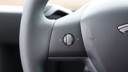 Tesla Model Y as a car subscription | Carvolution.ch